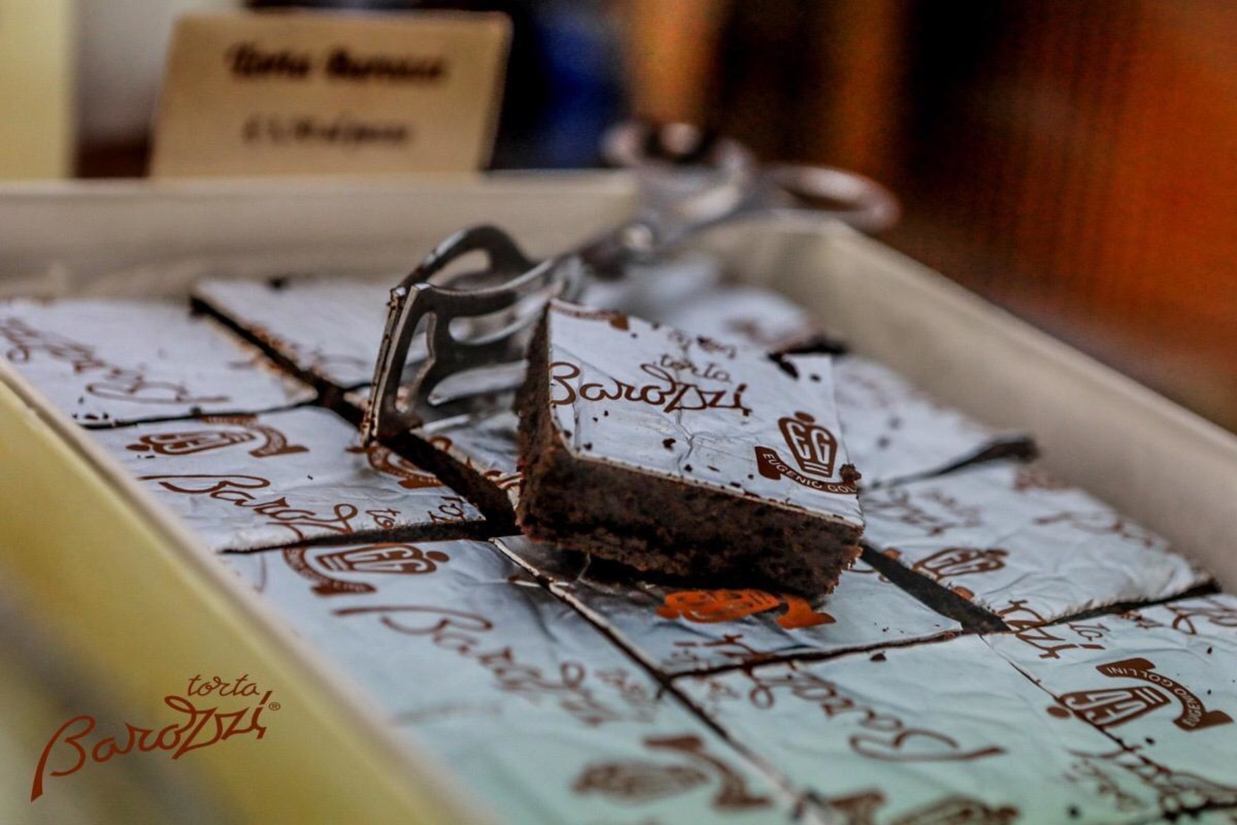Torta Barozzi: the secret black cake from Modena – Taste Bologna